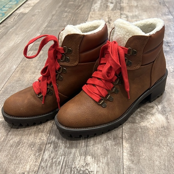 True Craft | Shoes | True Craft Hiking Trail Boots Cognac Red Laces 75m ...